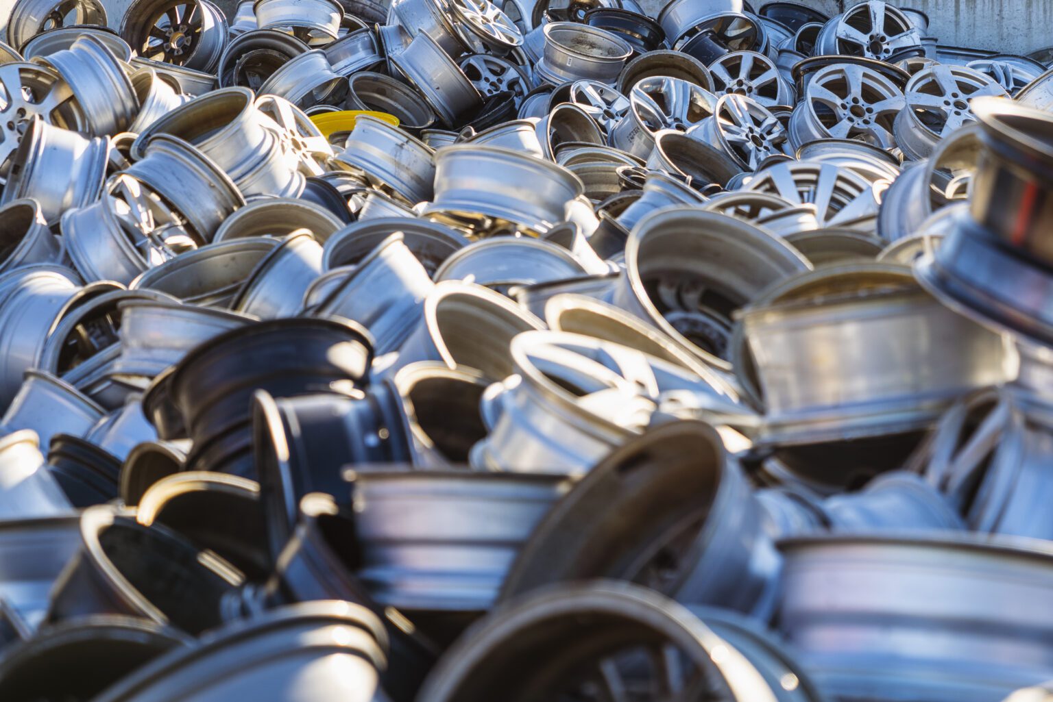 Bilskrot & Bildemontering Stockholm | Lantz