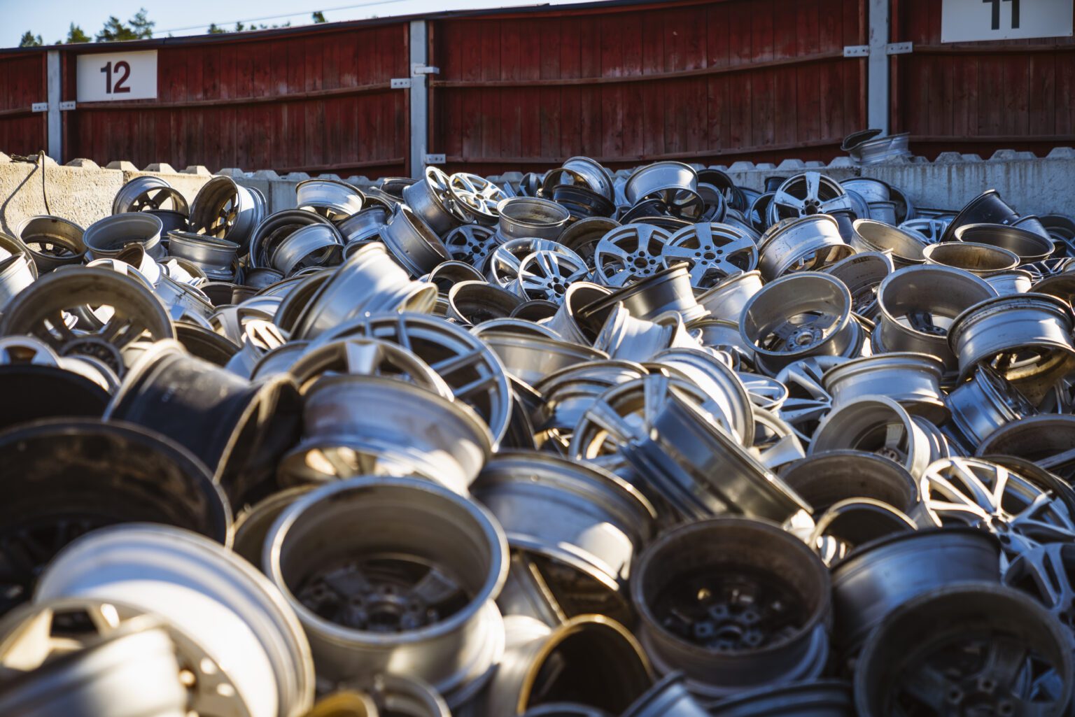 Återvinning i Sollentuna - Avfall och skrot | Lantz Järn & Metall